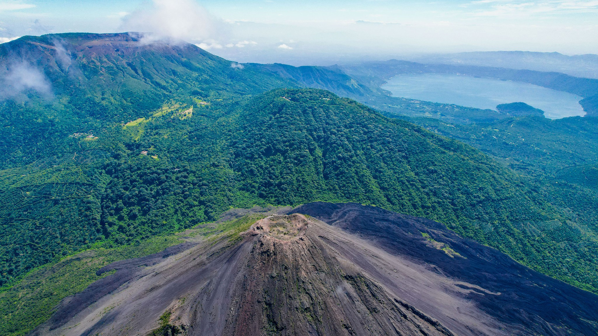 Six must see destinations to travel to in El Salvador: El Tunco, Ruta ...